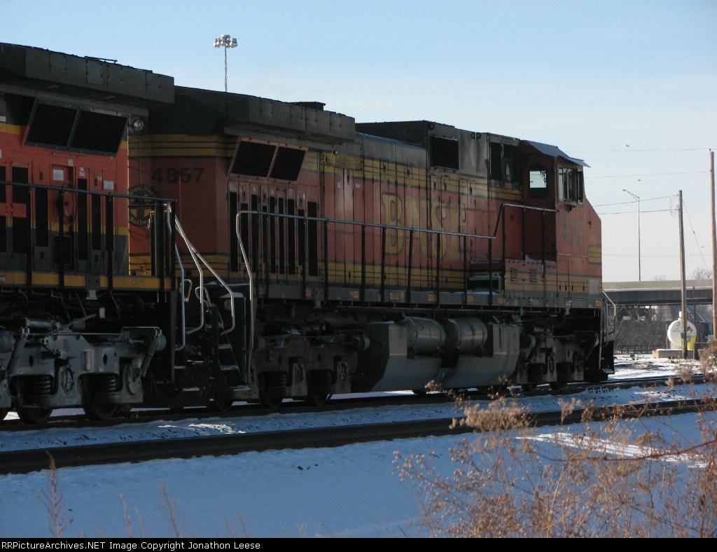 BNSF 4857